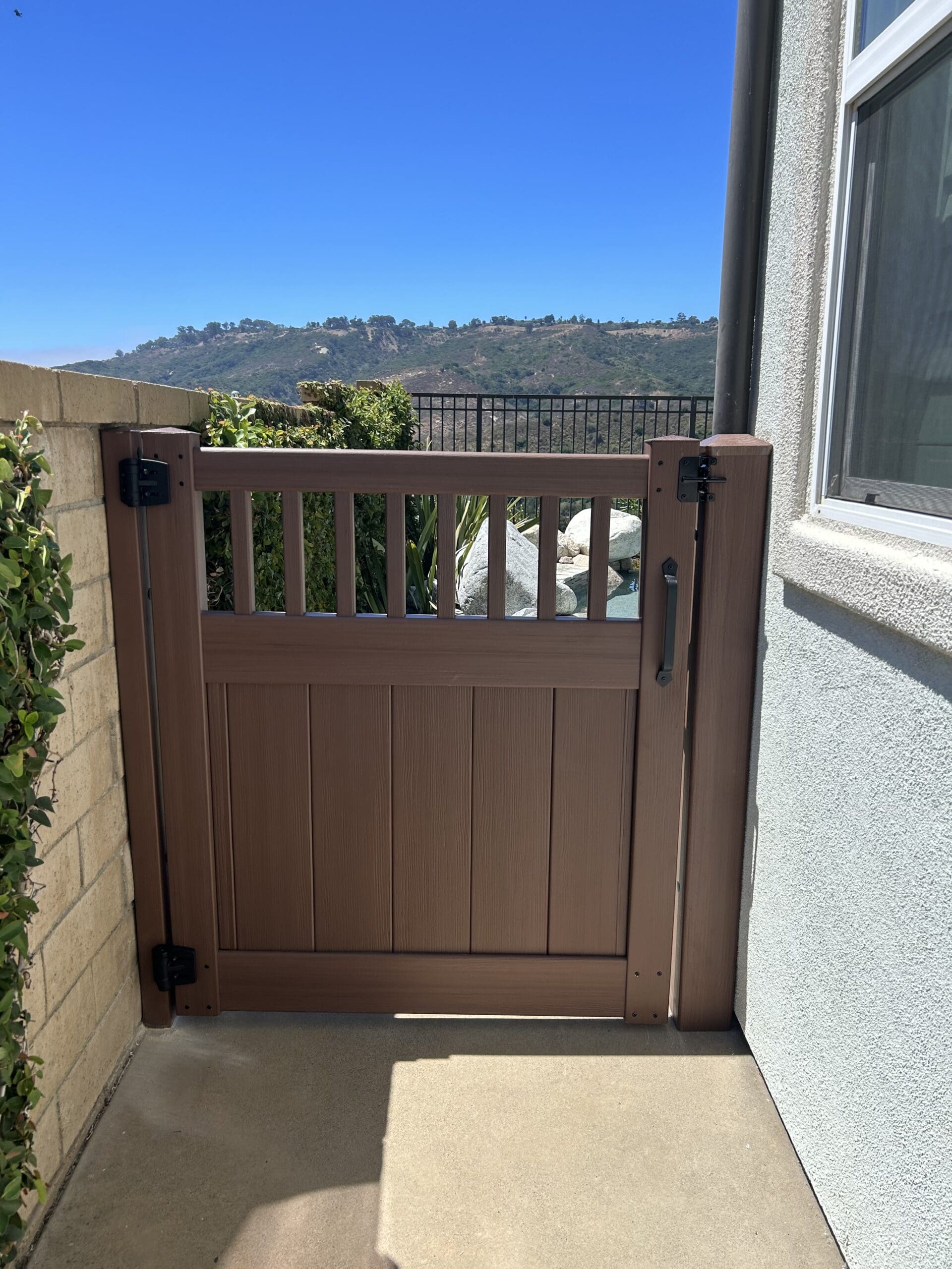 Home - Earnhart Door & Gate